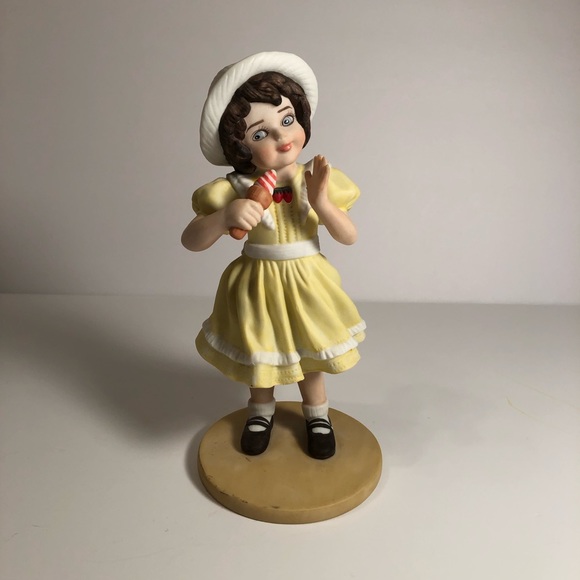 The Hamilton Collection | Other | Vintage The Hamilton Collection Girl ...